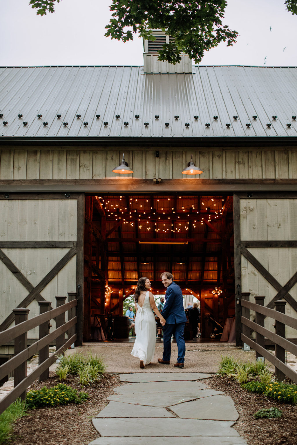 The Farm Bakery and Events Wedding Guide - Hand and Arrow Photography