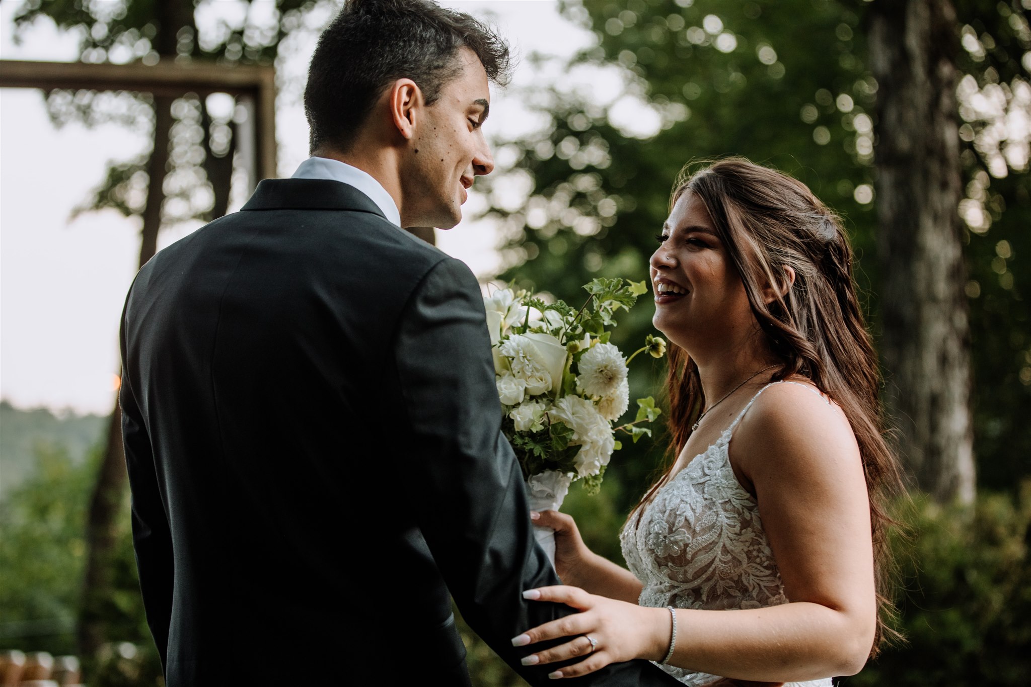 Promise Ridge Wedding Photos // Stroudsburg, PA - Hand and Arrow ...
