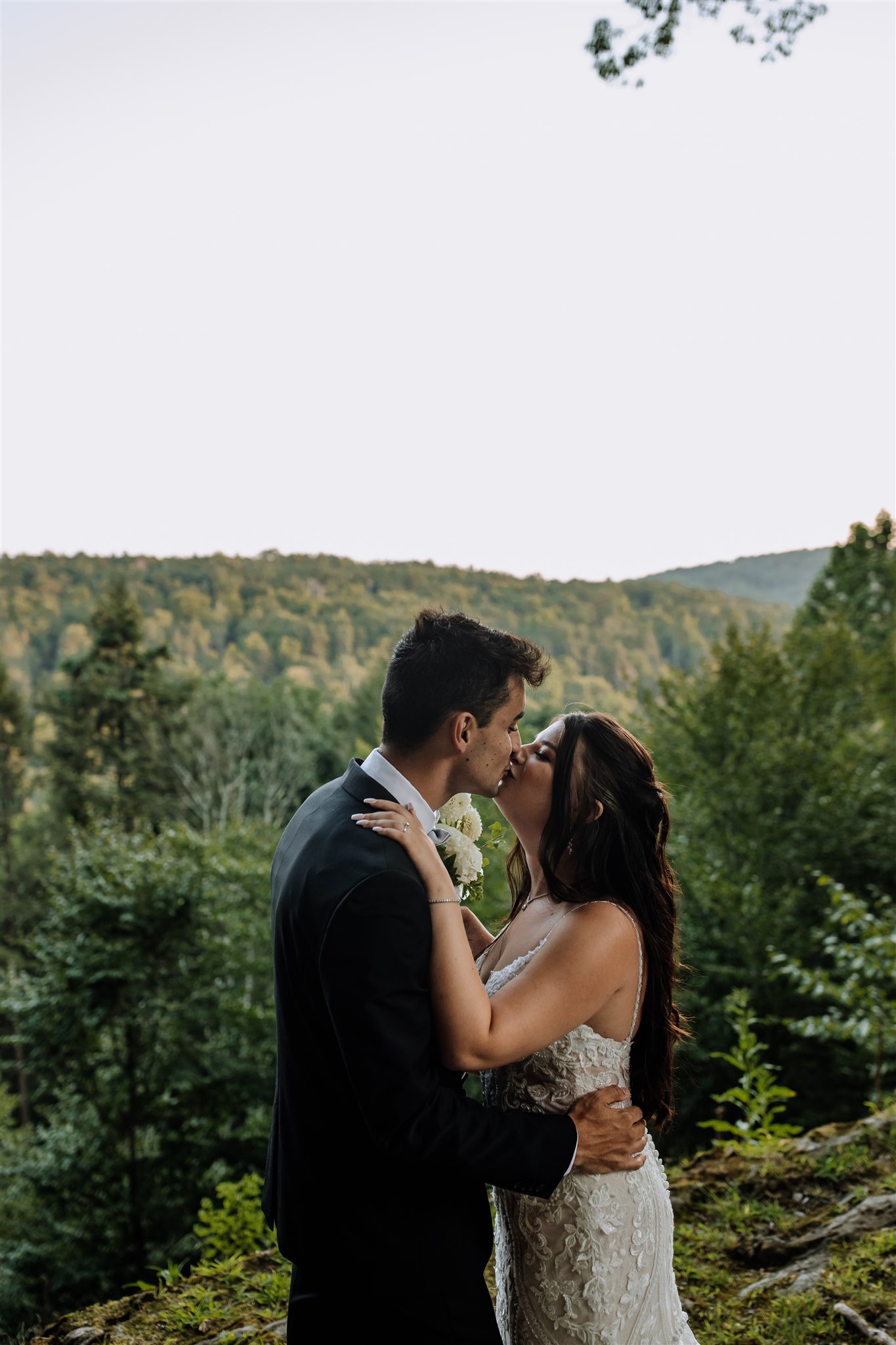 Promise Ridge Wedding Photos // Stroudsburg, PA - Hand and Arrow ...